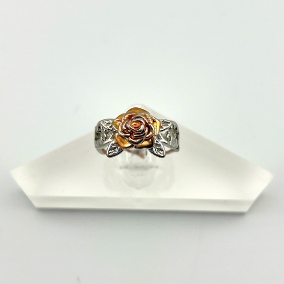 Jewelry | Rose Gold Toned And Silver Toned Scroll Work Rose Floral Ring ...